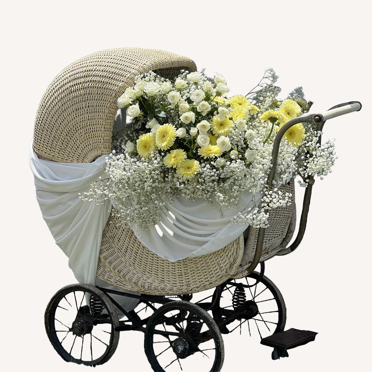 Vintage Baby Pram Hire – Full-Size Heirloom Pram for Baby Showers & Ev ...